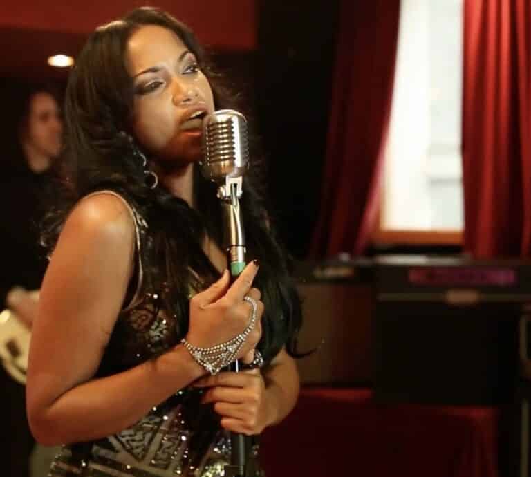 Sherma Andrews - THE RIDGEWOOD BLOG.